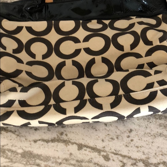 Coach | Bags | Coach Signature Logo Tote Bag Fabricpatent | Poshmark